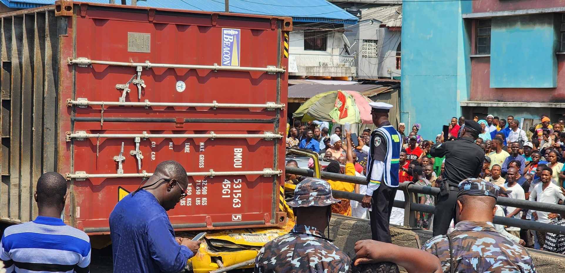 Container crushes 9 passengers on Ojuelegba bridge
